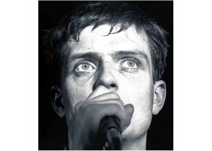 ビートボム | Ian Curtis（イアン・カーティス）トリビュートTシャツ Joy Division ジョイ・ディヴィジョン RIP